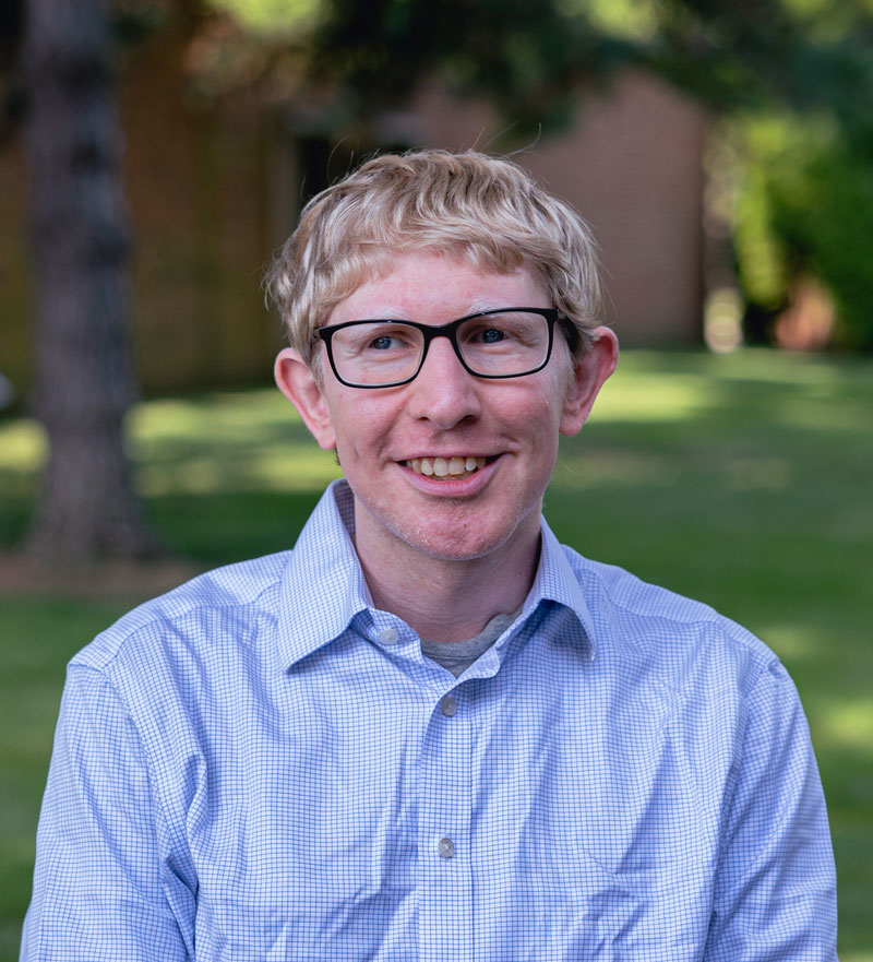 Levey, Sam | Illinois College