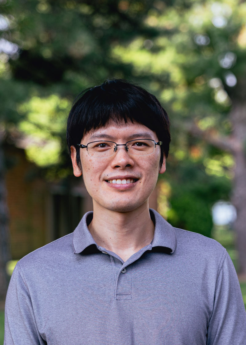 Yeh, Yu-Hua | Illinois College