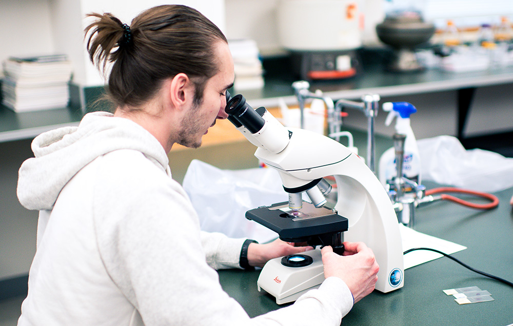 Biology Research Project Awarded Grant Illinois College biology-research-project-awarded-grant-illinois-college