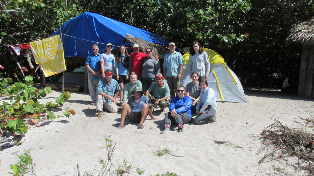 Deep dive: Illinois College students join rare sea turtle research ...